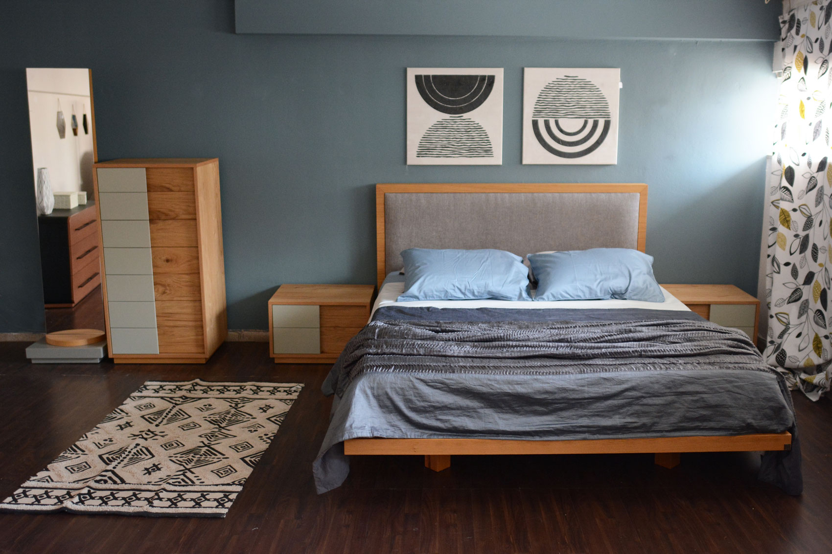 Aretakis Furniture